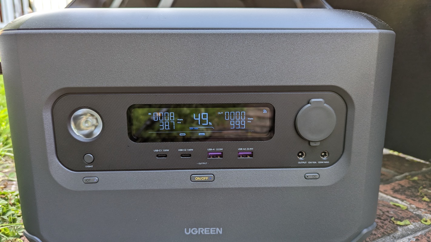 Ugreen PowerRoam 1200 portable power station review - quick to charge ...