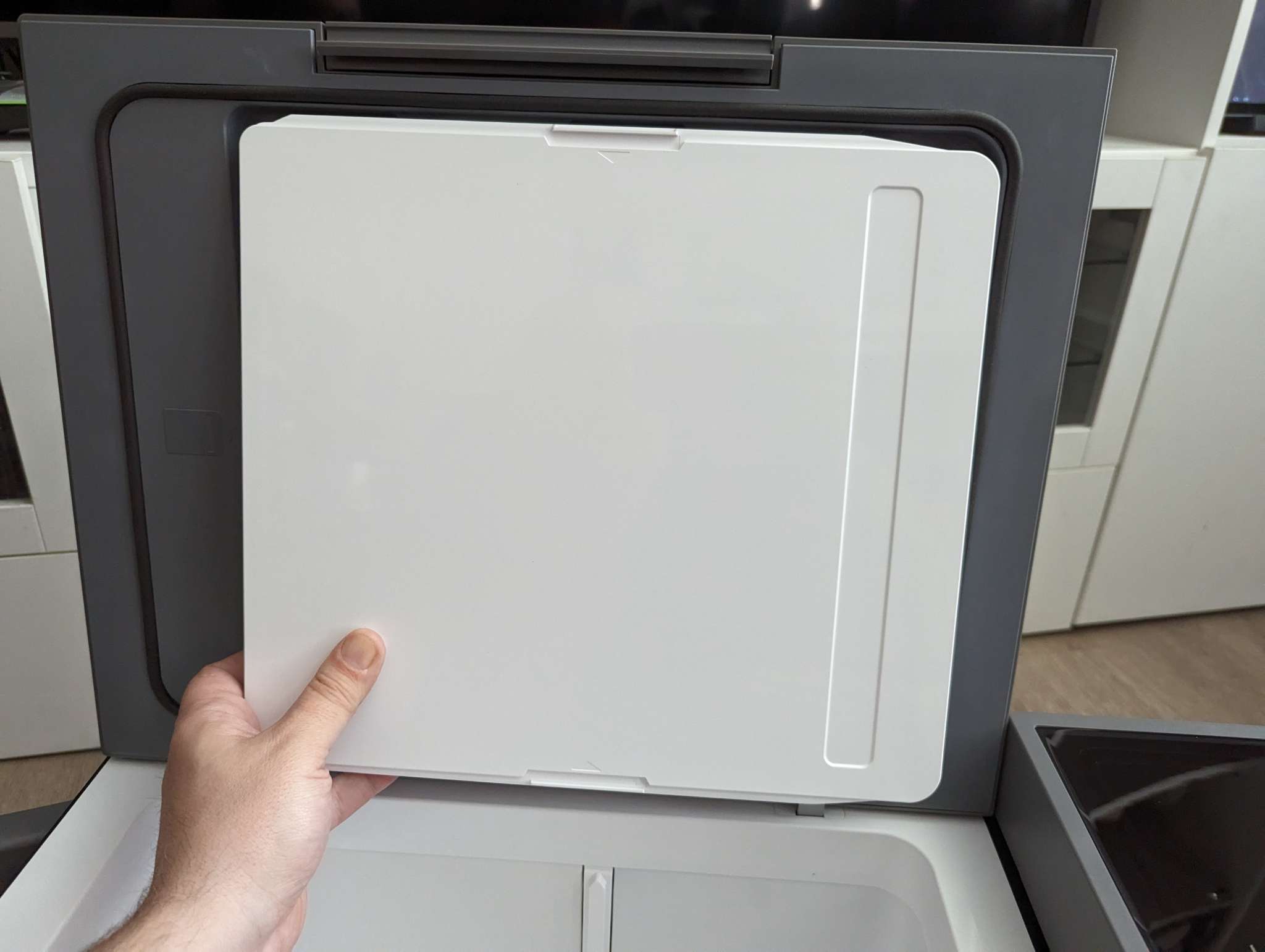 EcoFlow Glacier 3-in-1 portable refrigerator review - Keep things ice ...