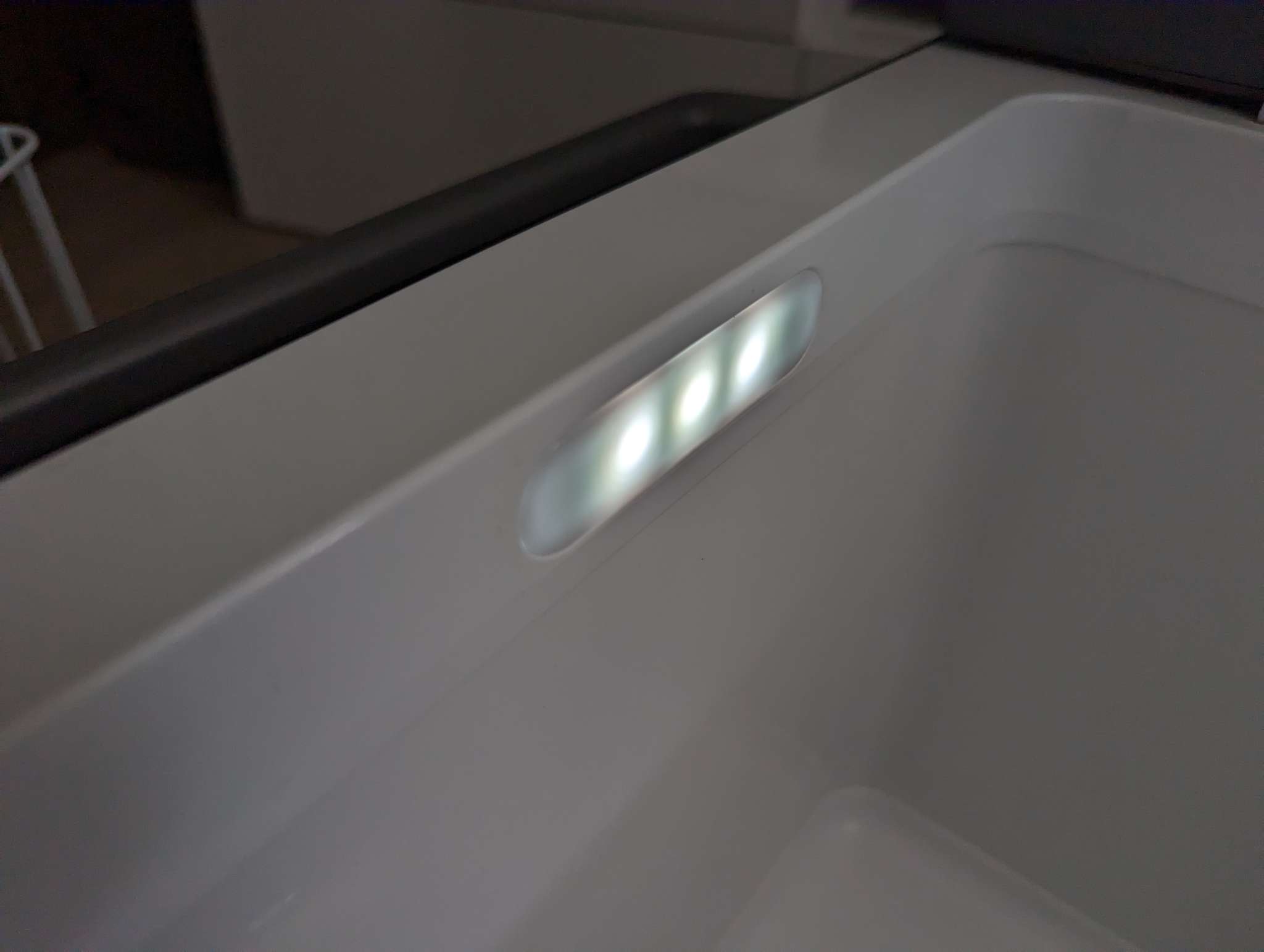 EcoFlow Glacier 3-in-1 portable refrigerator review - Keep things ice ...