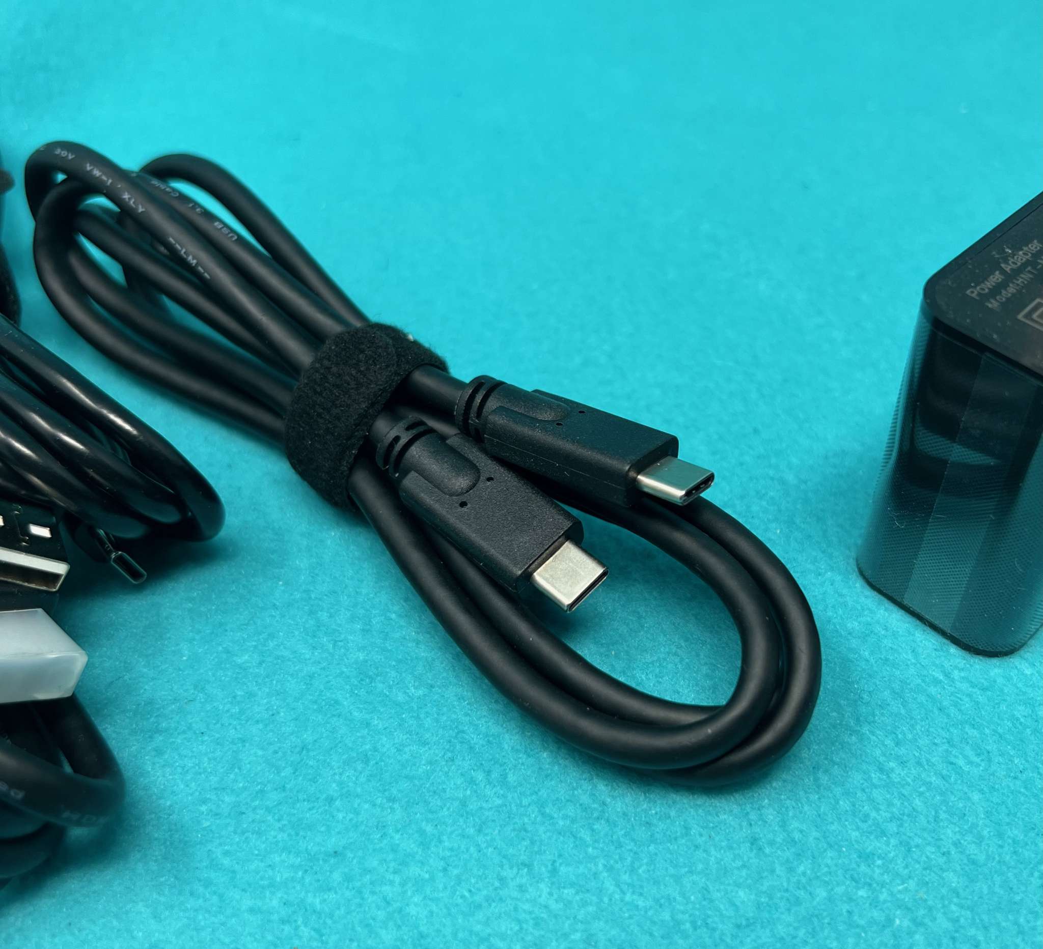 HONGO 2K 16" Portable Monitor review - One for the road - The Gadgeteer