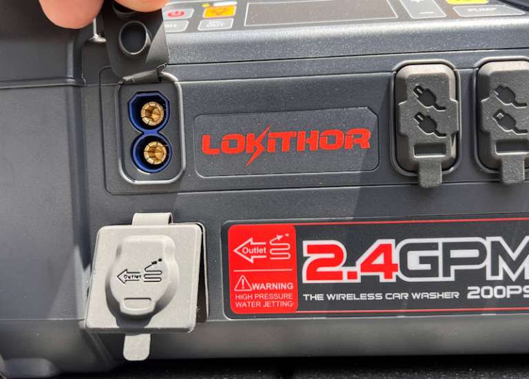Lokithor AW401 Jump Starter with Car Washer review - The Gadgeteer