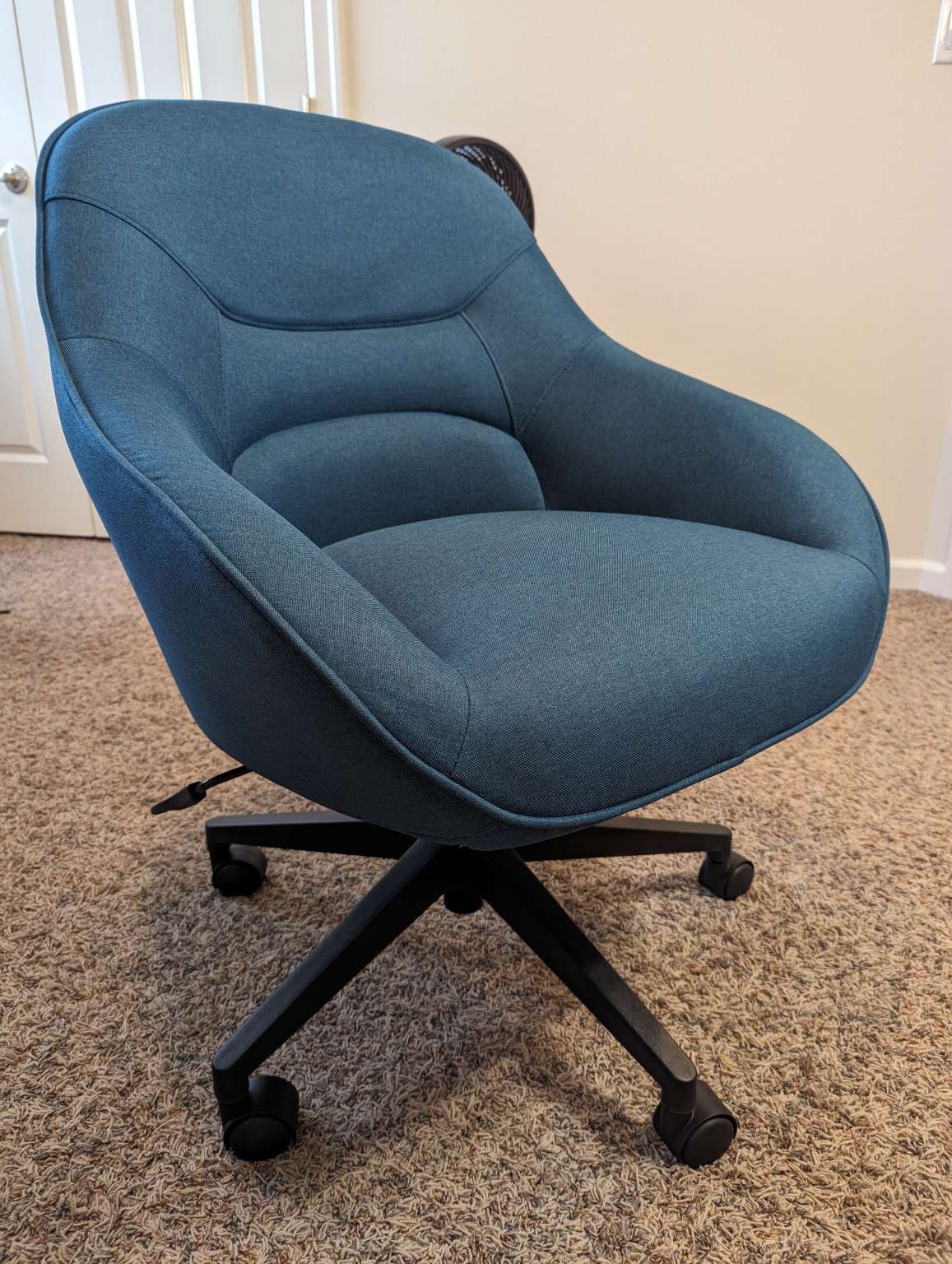 Vari Upholstered Desk Chair review - classy comfortable chair - The ...
