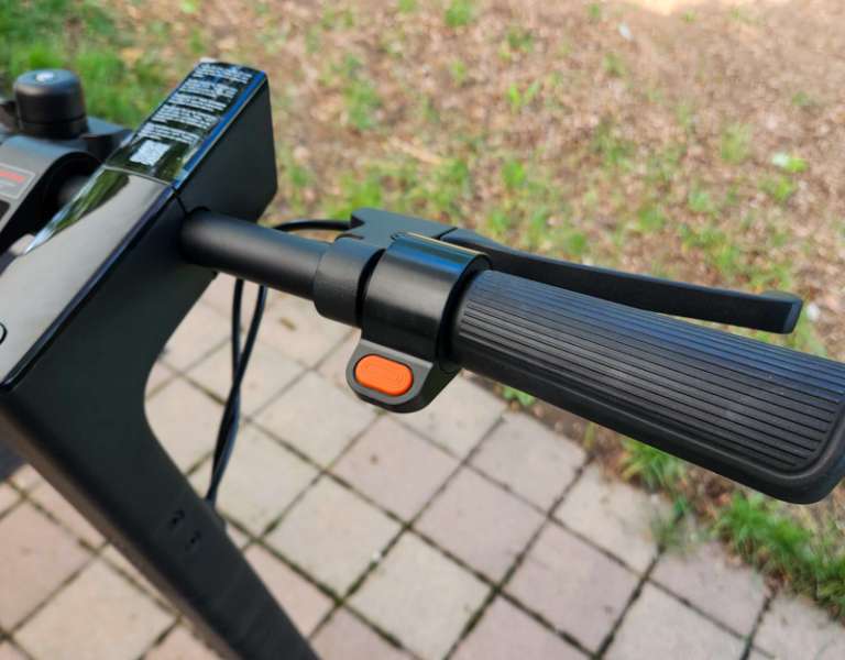 Yadea KS6 Pro electric scooter review - premium feel and finish - The ...