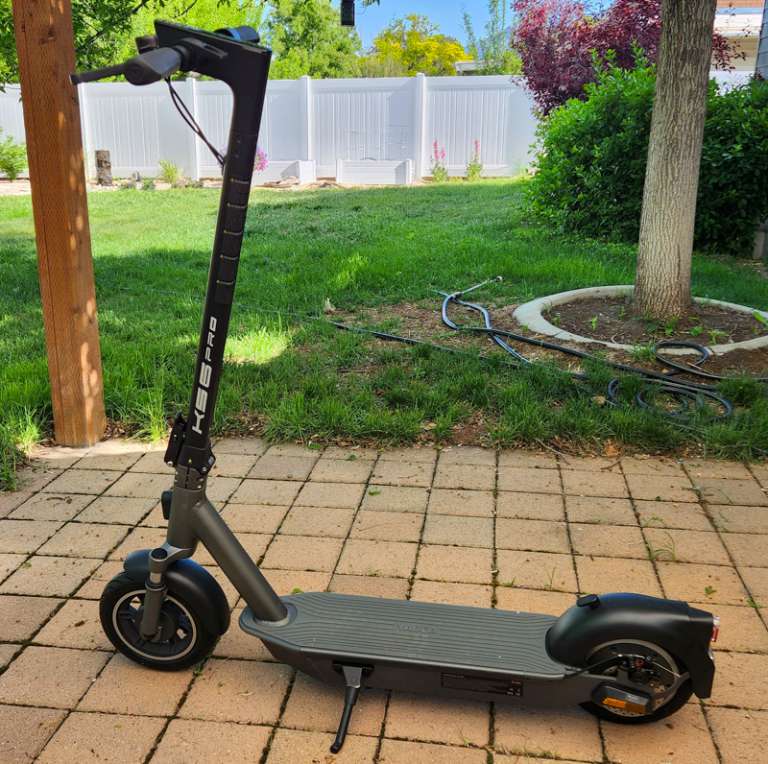 Yadea KS6 Pro electric scooter review - premium feel and finish - The ...