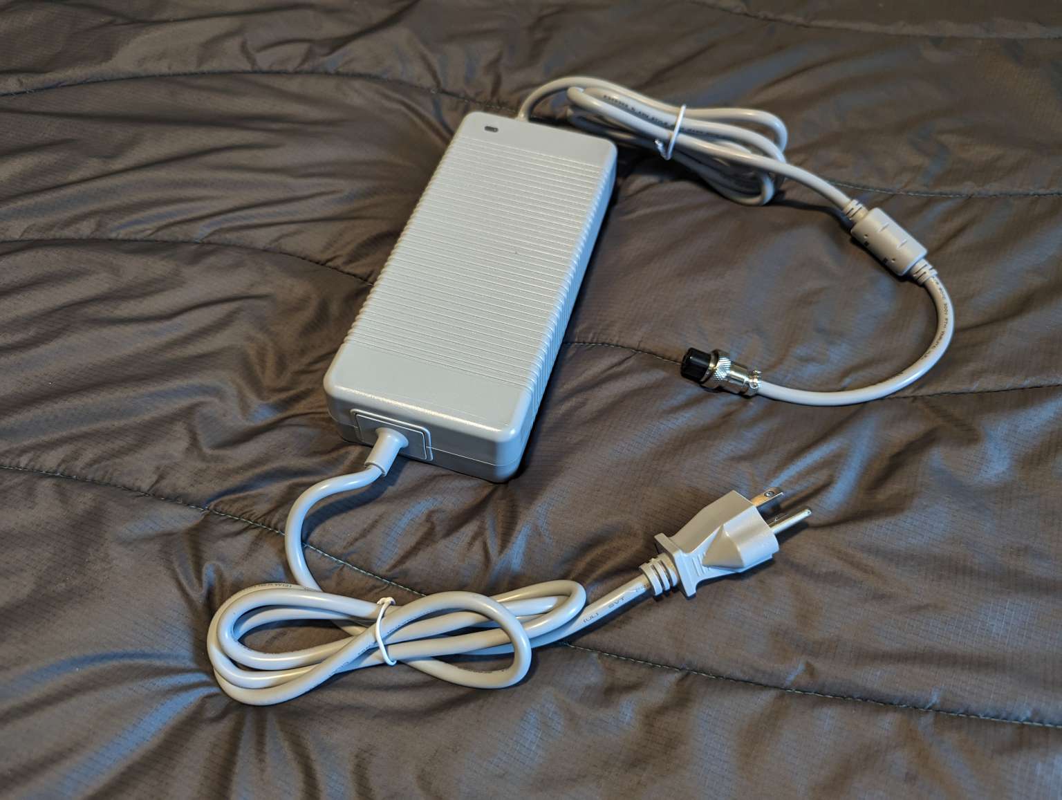 Zero Breeze Mark 2 Plus Portable AC review - Powerful on-the-go cooling ...