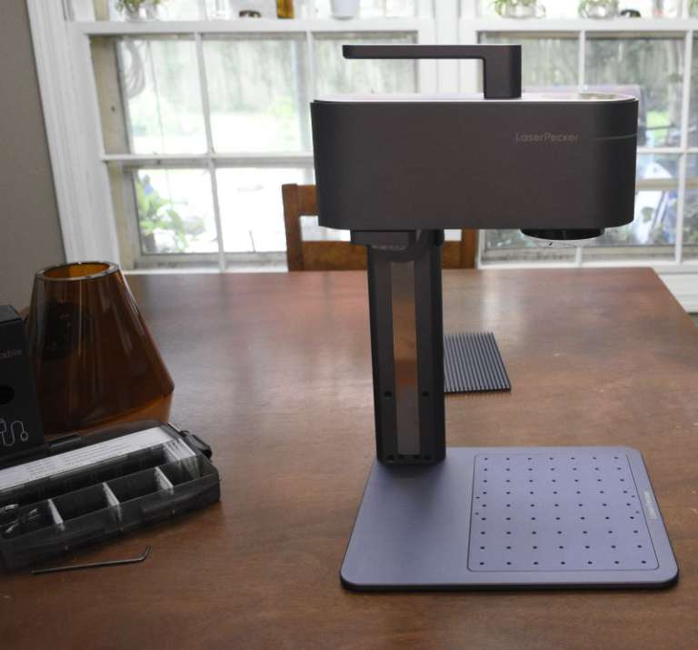Laserpecker 4 laser engraver review - the best of both worlds - The ...