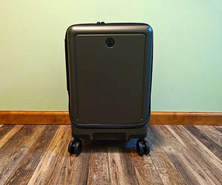 PROPS Luggage review - this carry-on bag has legs! - The Gadgeteer