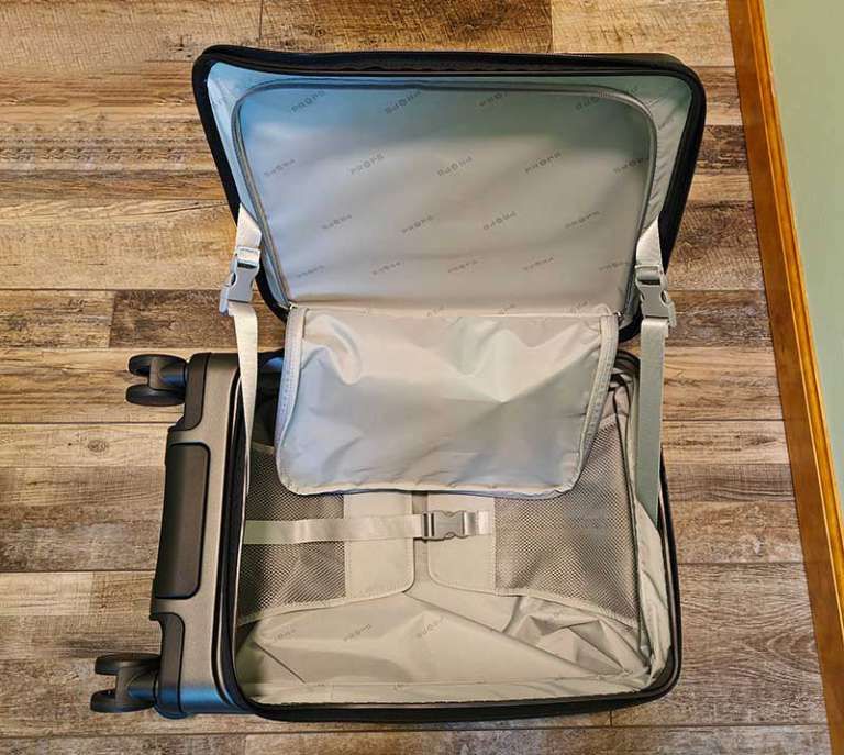 PROPS Luggage review - this carry-on bag has legs! - The Gadgeteer