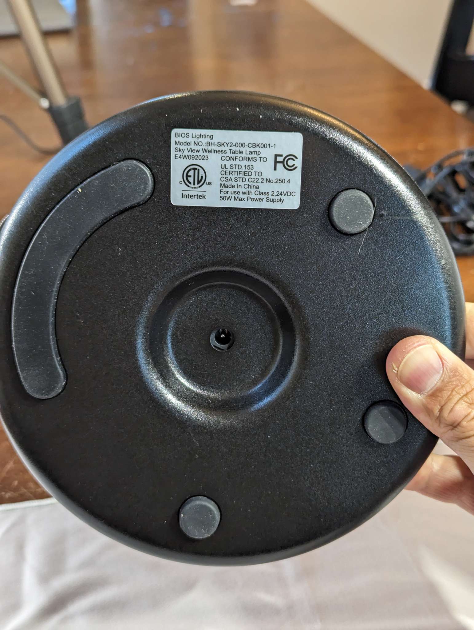 SkyView 2 lamp review - a nice natural light with a confusing app - The ...