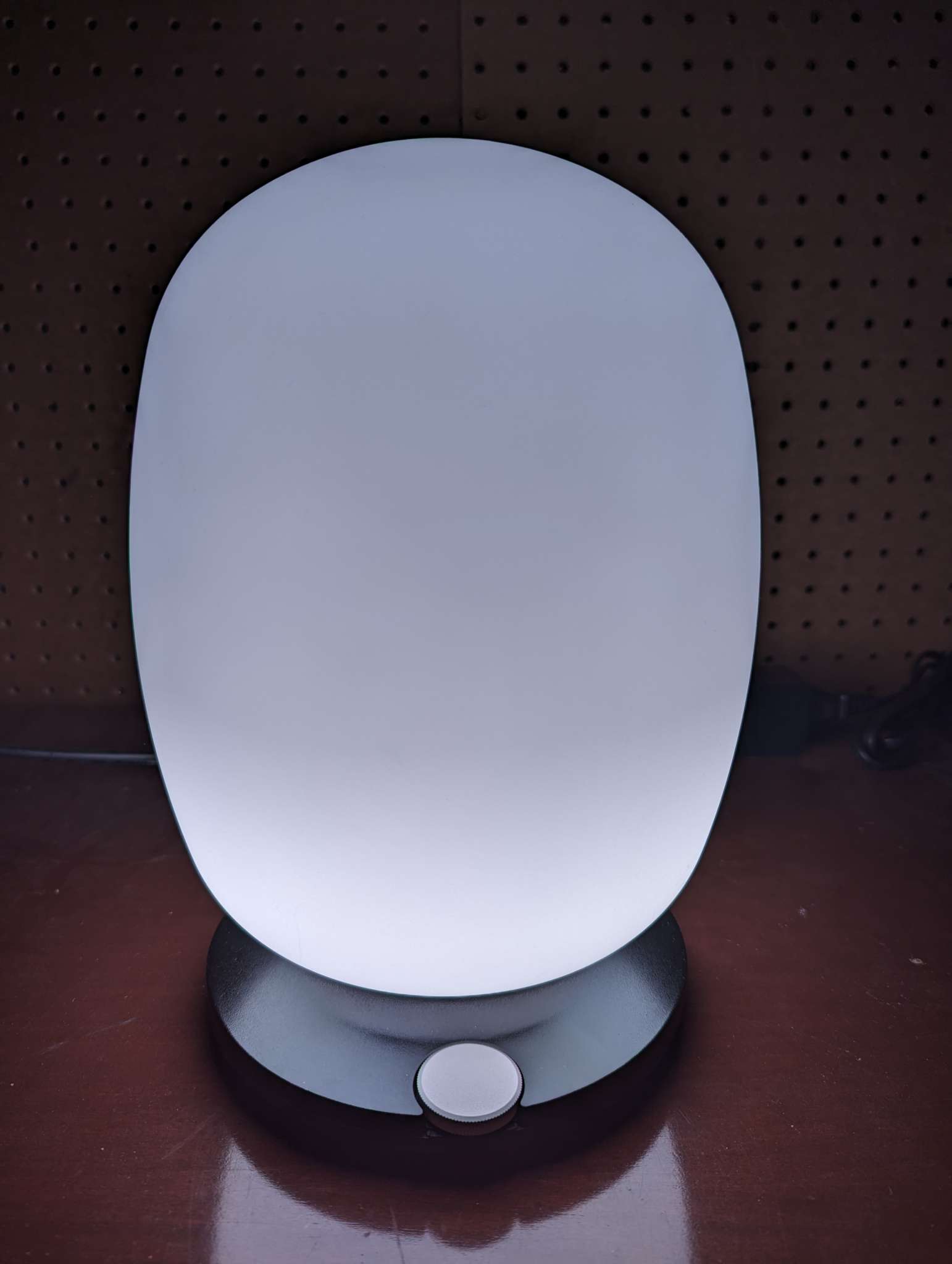 SkyView 2 lamp review - a nice natural light with a confusing app - The ...