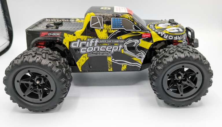 DEERC Brushless RC Car review - smaller than expected but lots of fun ...