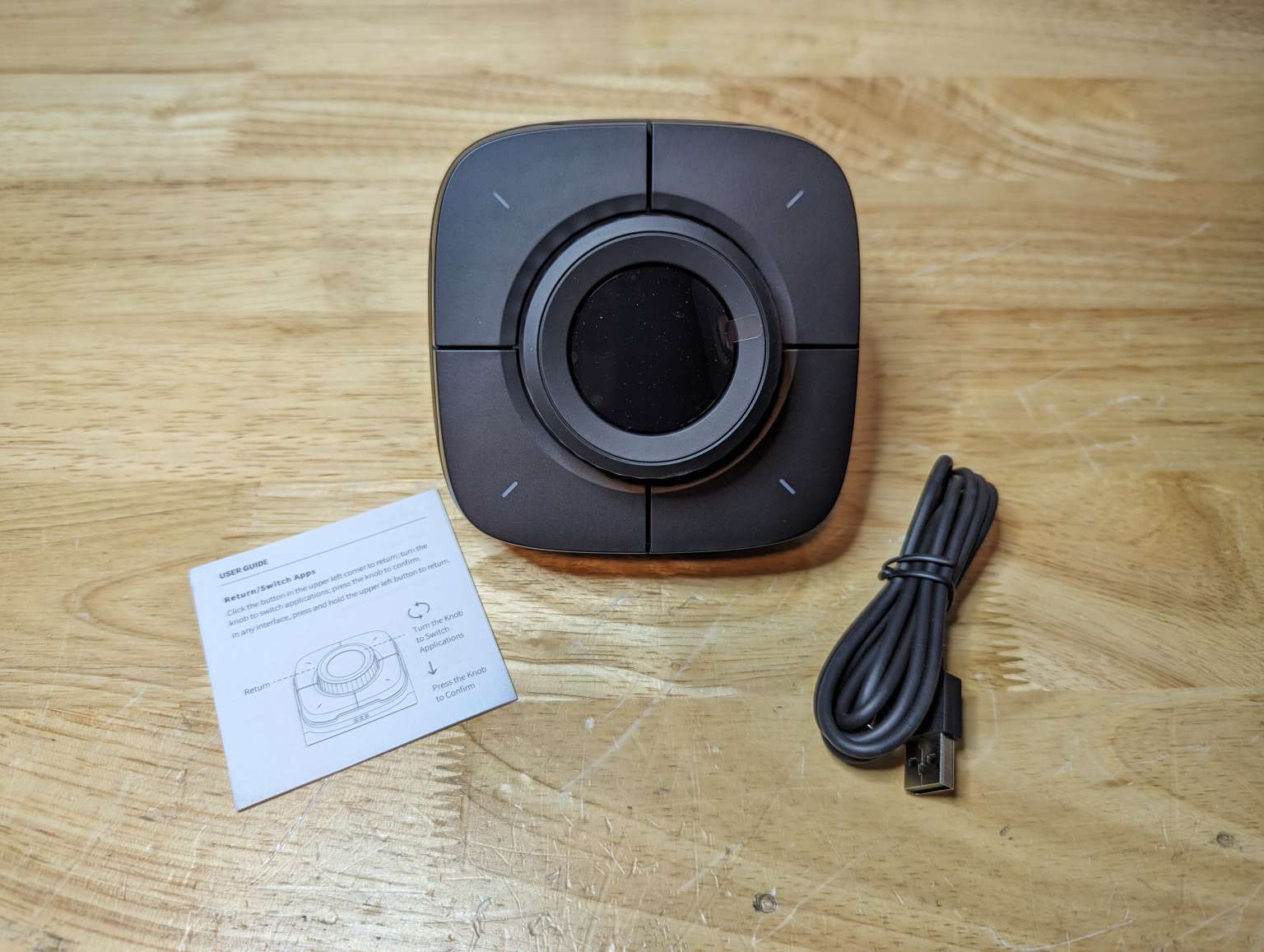 Cololight Colo Play Desktop Controller review - A cool accessory for ...