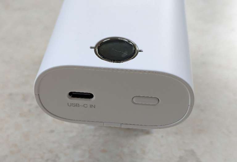 iWALK PowerSquid Portable Charger review - Power in your palm - The ...