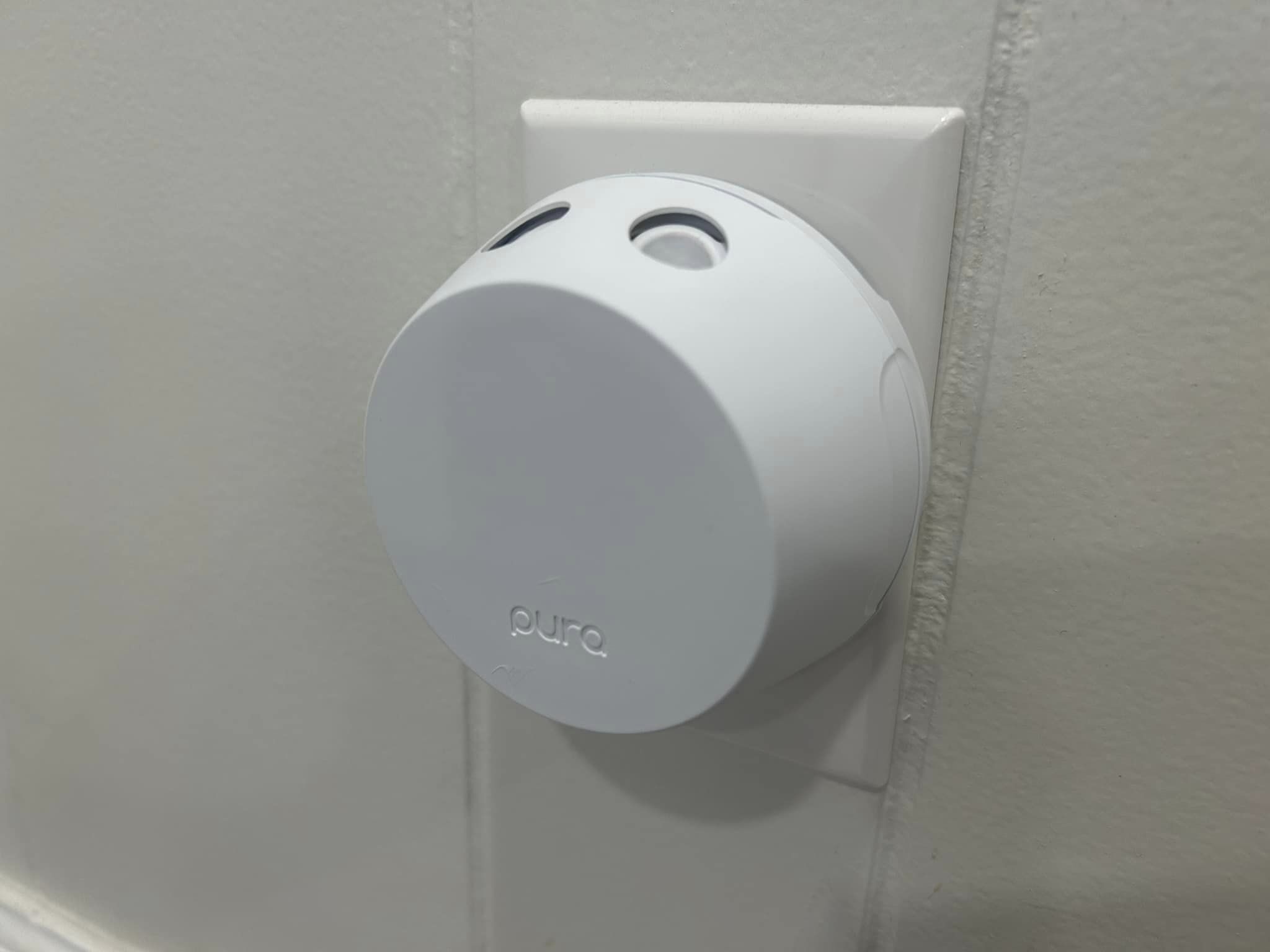 Pura 4 smart fragrance diffuser review - The Gadgeteer