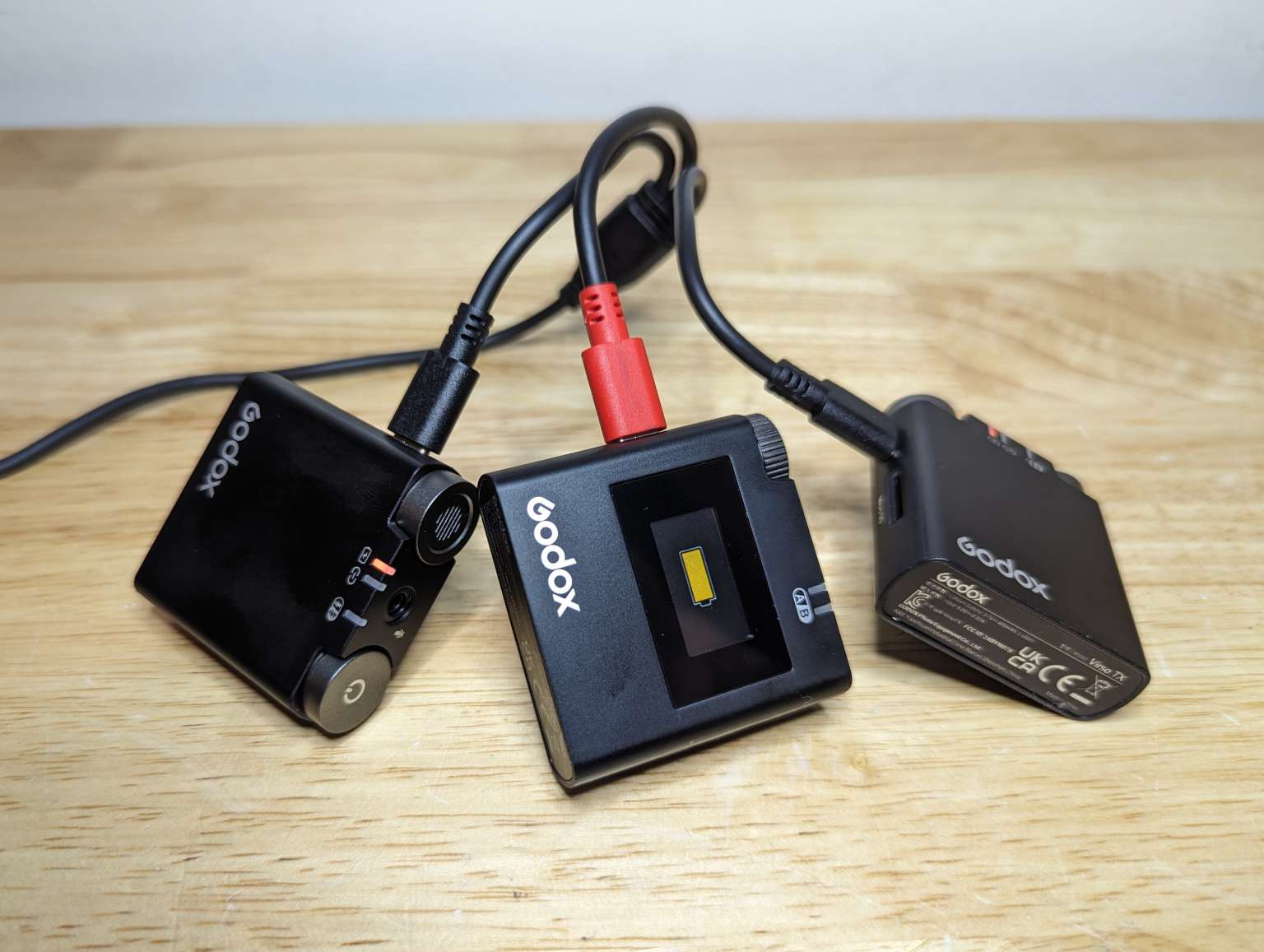 Godox Virso S M2 2.4GHz Wireless Microphone System review - Record ...