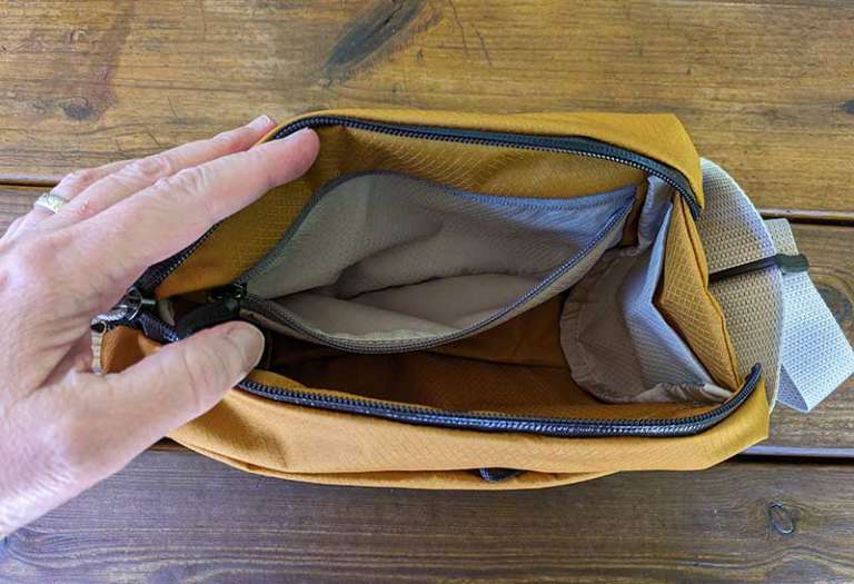 Bellroy Lite Sling Mini sling bag review - I love this minimalist bag ...