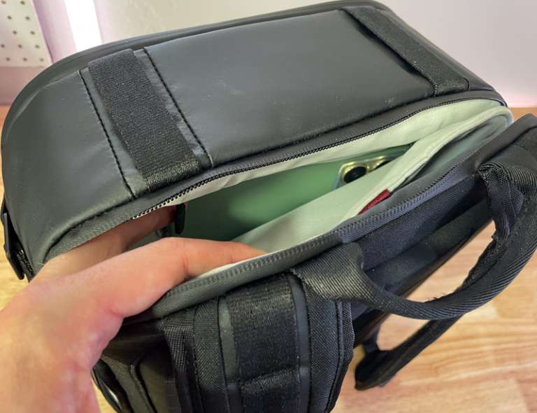 EKSTER GRID Backpack and power station review - perfect laptop travel ...