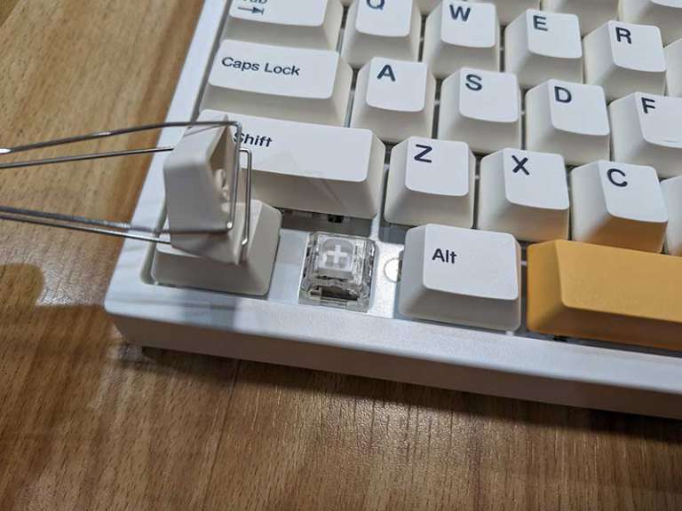 Keydous NJ80-AP wireless mechanical keyboard review - The Gadgeteer