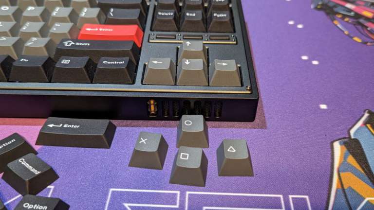 Lemokey L3 Wireless Custom Mechanical Keyboard review - a tank of a ...
