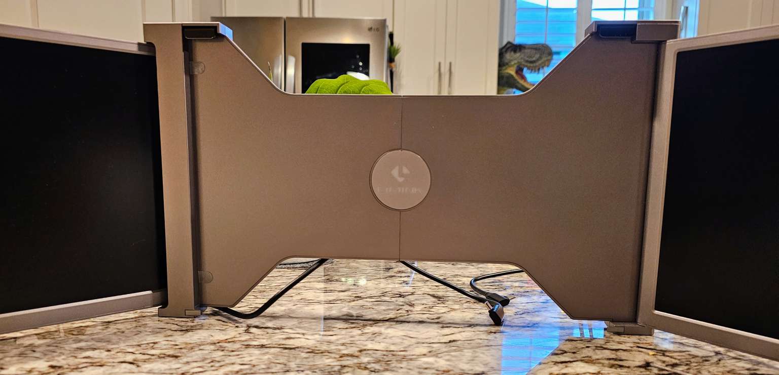 Limink S20 portable tri-screen monitor review - Less is more and still ...