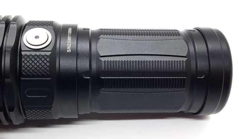 TANK007 KC11 LED 6400 Lumen High Power EDC Flashlight review - a solid ...