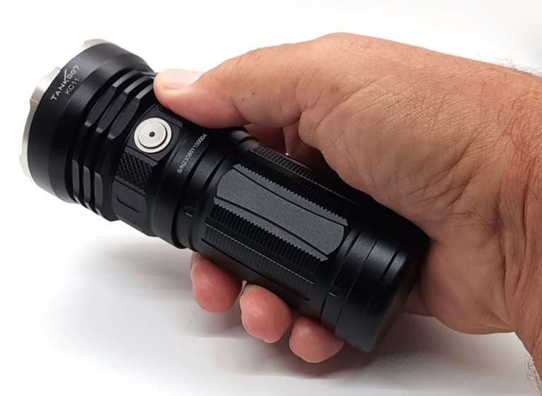 TANK007 KC11 LED 6400 Lumen High Power EDC Flashlight review - a solid ...