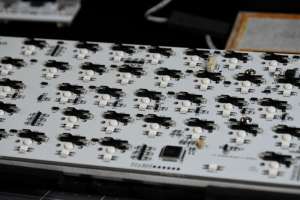 Womier S-K71 68% Aluminum Tri-Mode Gasket Mechanical Keyboard review ...