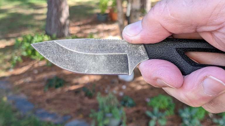 Outdoor Edge Pivot knife review - For boot, belt or neck - The Gadgeteer