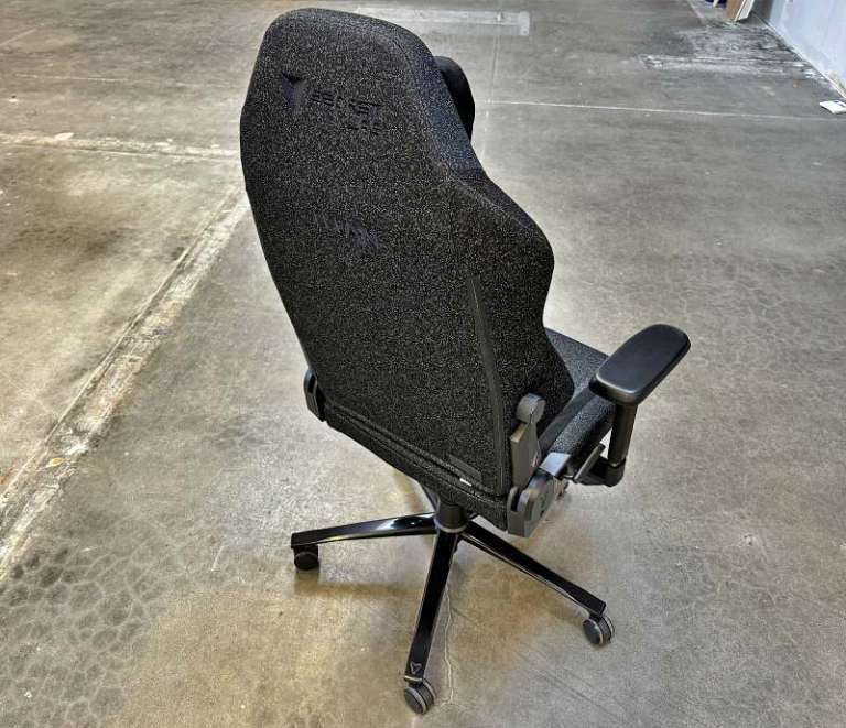 Secretlab TITAN Evo Gaming Chair review - Way too good to be a secret ...