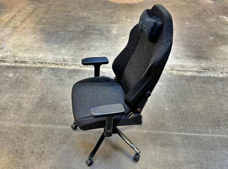 Secretlab TITAN Evo Gaming Chair review - Way too good to be a secret ...