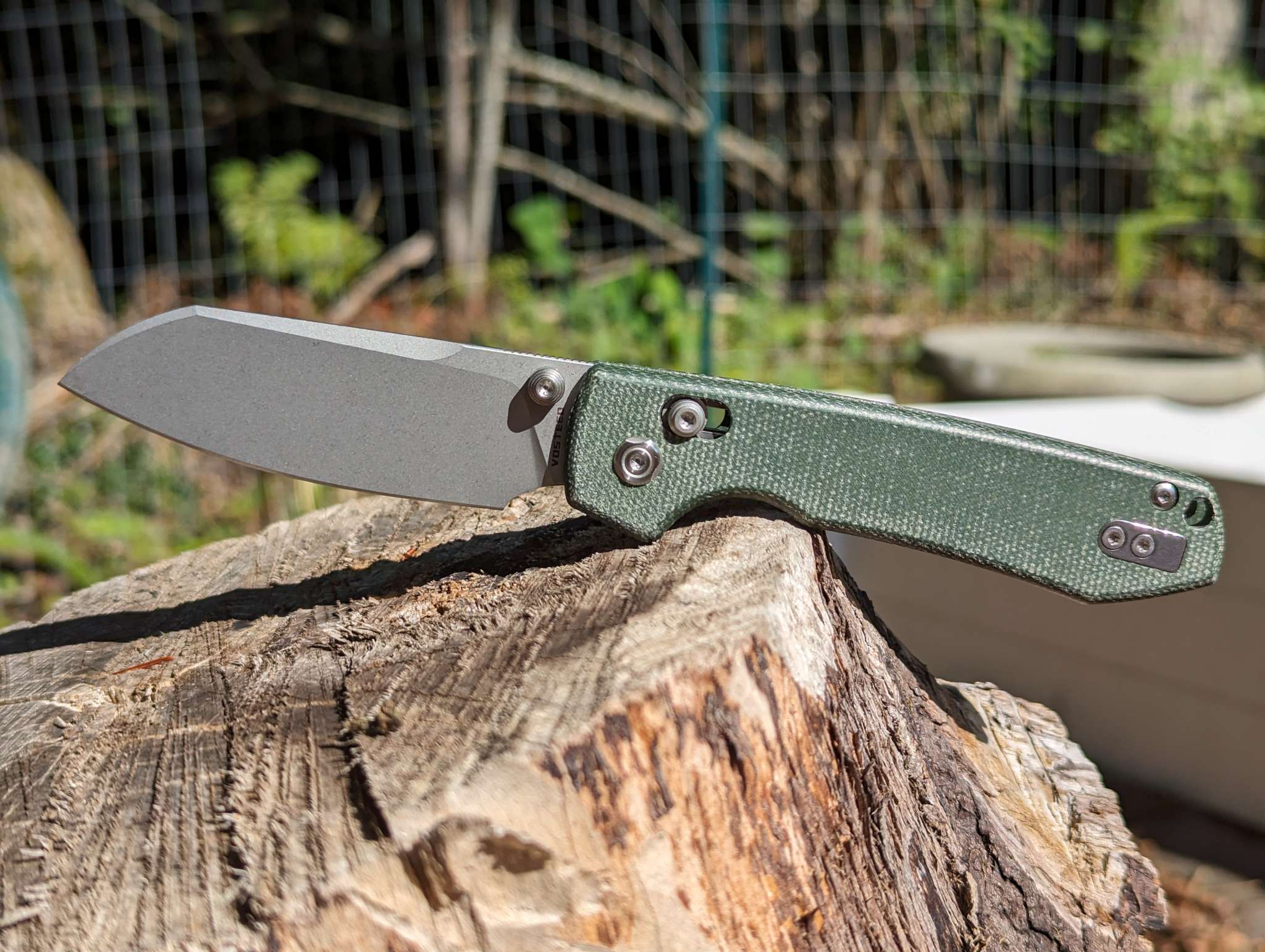 Vosteed Raccoon Crossbar Cleaver folding knife review - budget knife of the year contender ...