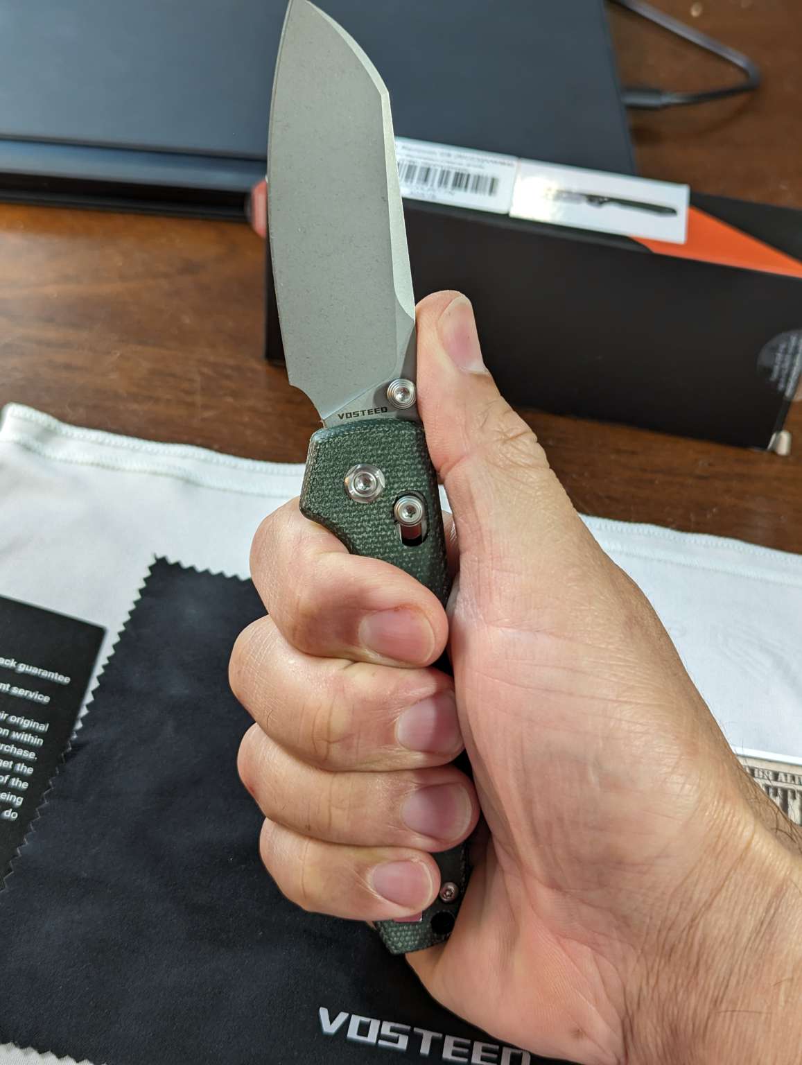 Vosteed Raccoon Crossbar Cleaver folding knife review - budget knife of the year contender ...