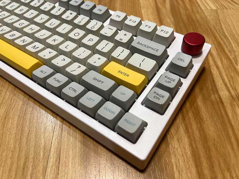 EPOMAKER TH80 Pro mechanical keyboard review - Thonk-a-licious on a ...