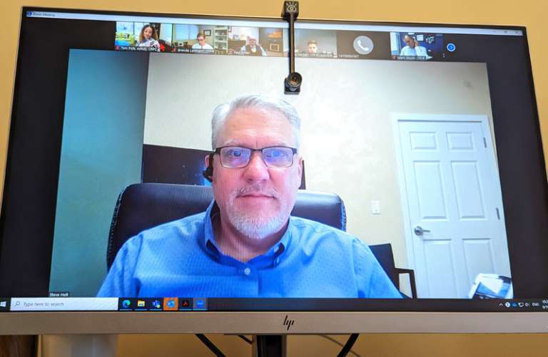 iContact camera review - This webcam puts you front and center - The ...