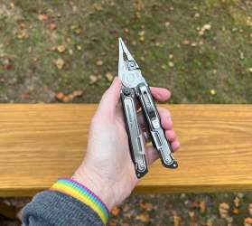 Leatherman ARC multi-tool review - Leatherman's newest multi-tool is ...