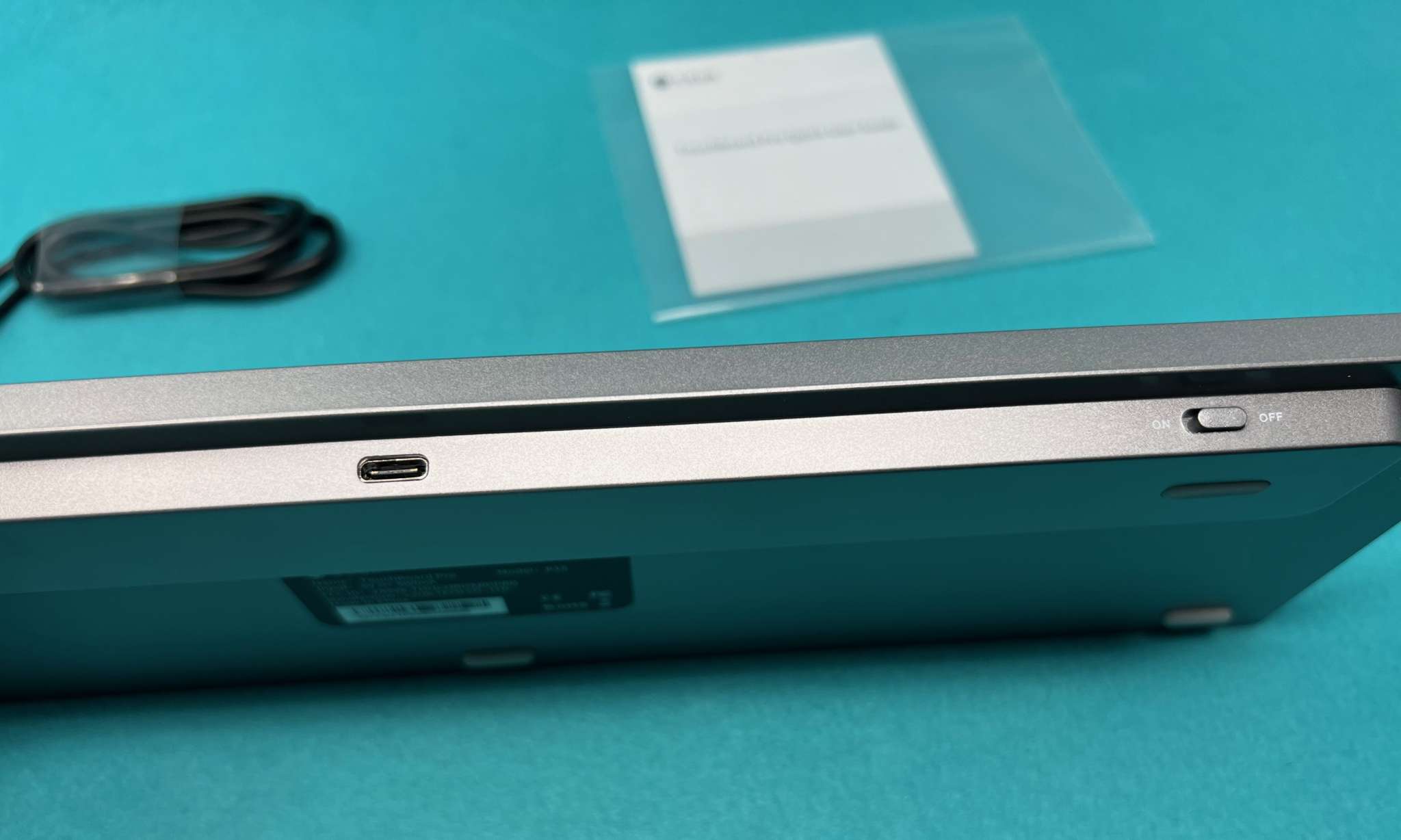 CZUR Touchboard Pro keyboard with trackpad review - The Gadgeteer