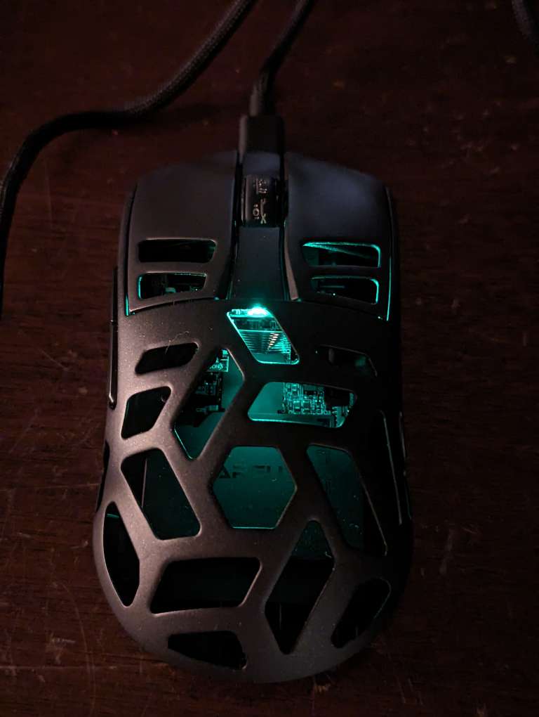 Dareu A950 Pro Magnesium Alloy Mouse review - the new mighty mouse with ...