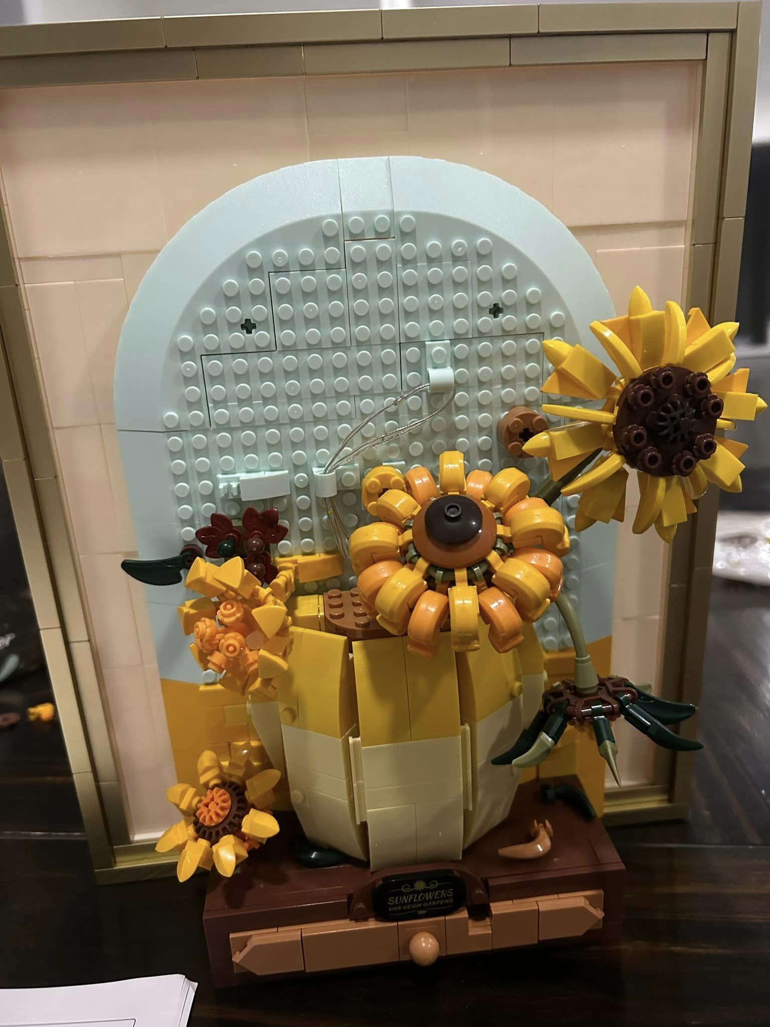 JMBricklayer Botanical Collection The Sunflower review - The Gadgeteer