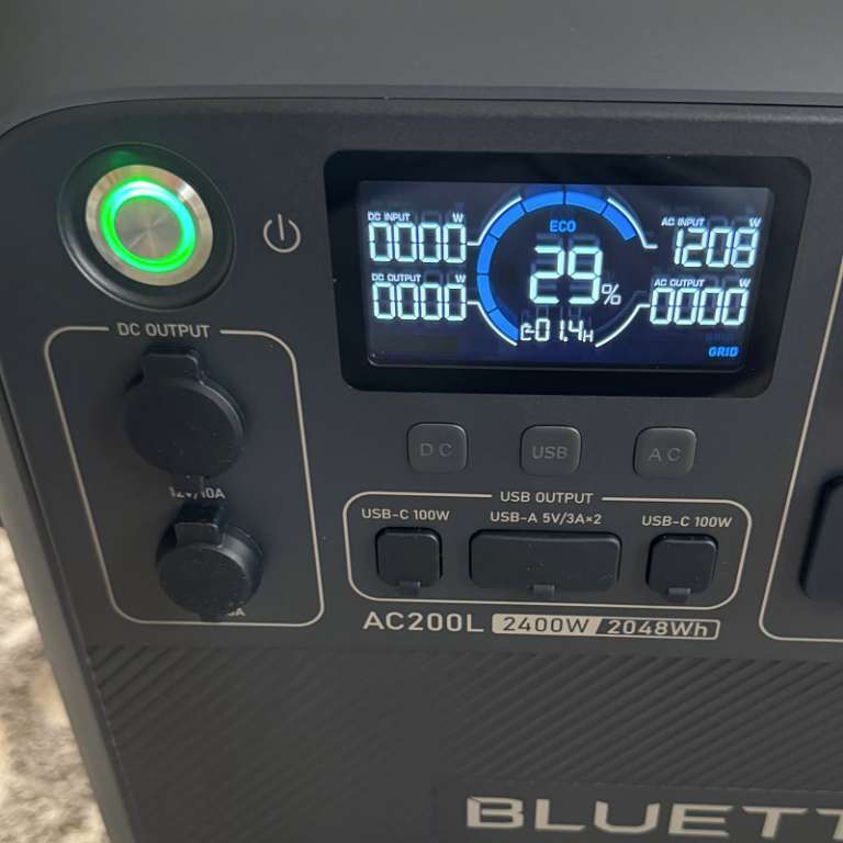 Bluetti AC200L Portable Power Station review - A powerful one-for-all ...