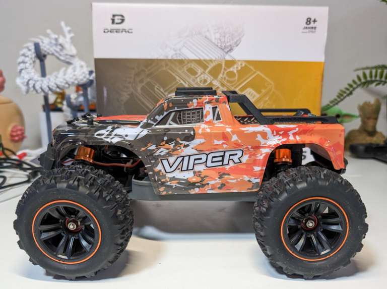 DEERC H16R Brushless 1:16 4x4 RC Truck review - a tiny speed demon ...