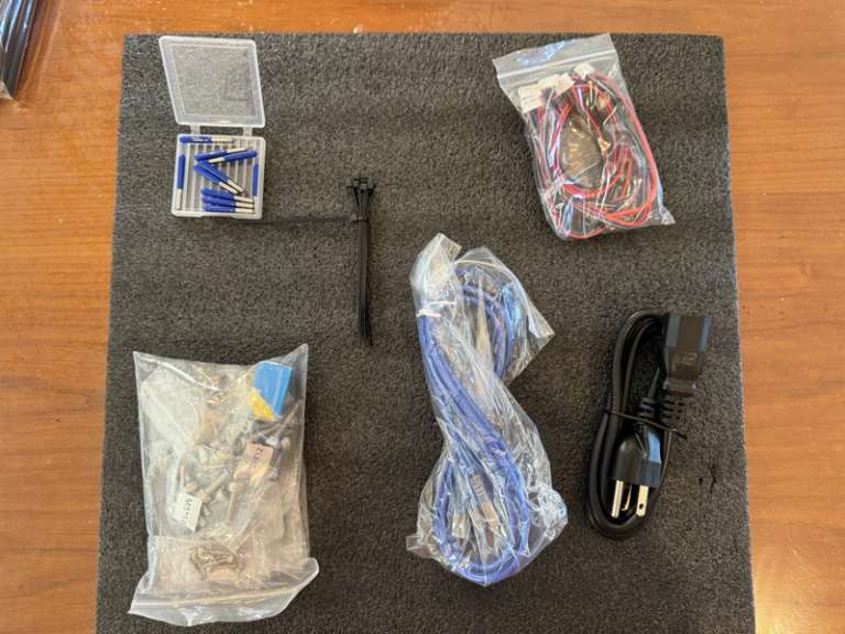 Monoprice 44220 Benchtop CNC Router Kit review - DIY engraving - The ...