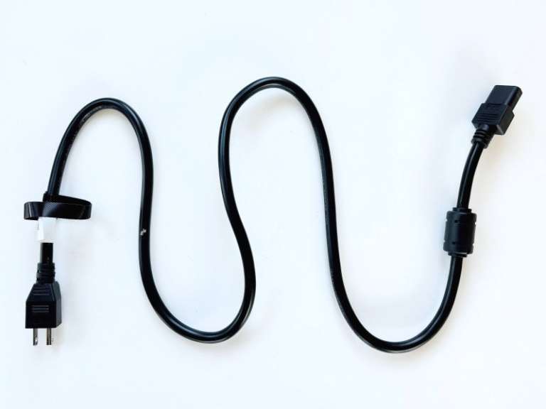 Anker SOLIX C1000 Portable Power Station review - Compact but mighty on ...