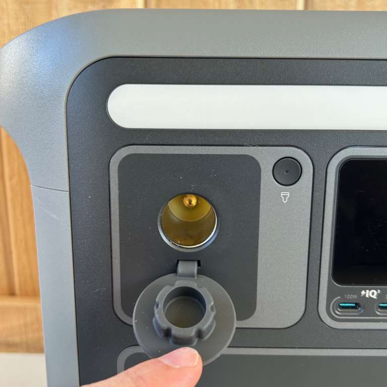 Anker SOLIX C1000 Portable Power Station review - Compact but mighty on ...