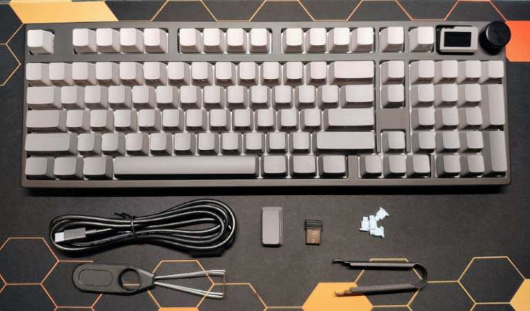 Keydous NJ98 mechanical keyboard review - The Gadgeteer