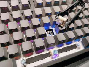 Keydous NJ98 mechanical keyboard review - The Gadgeteer