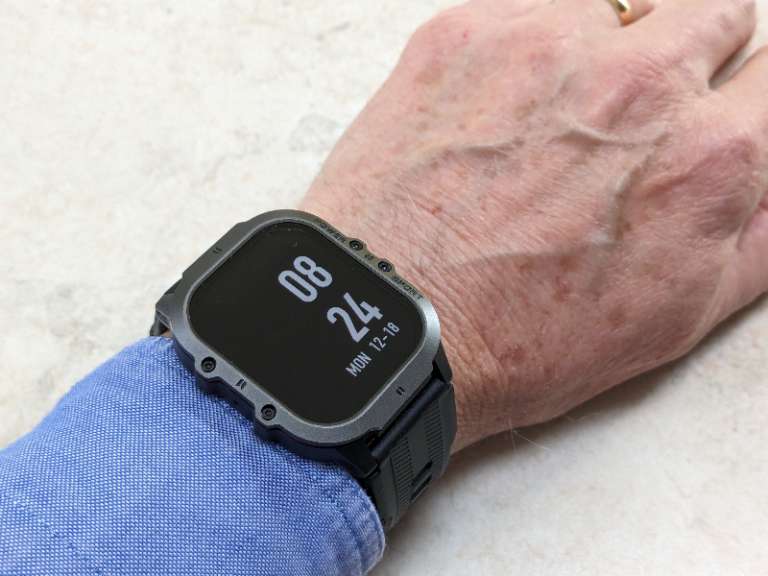 Oukitel BT20 Smartwatch review - A mix of great, and ‘opportunities ...