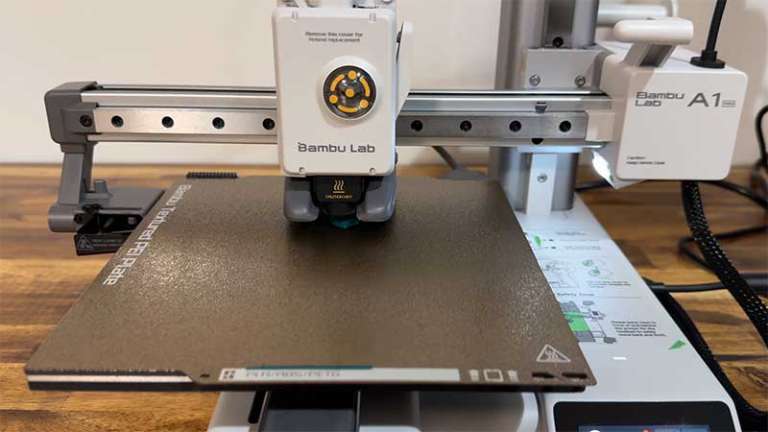 Bambu Lab A1 mini 3D printer review - 4 color printing is awesome ...