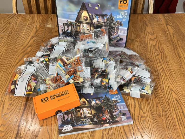 Funwhole A-Frame Cabin Building Block Set review – an old-fashioned ...