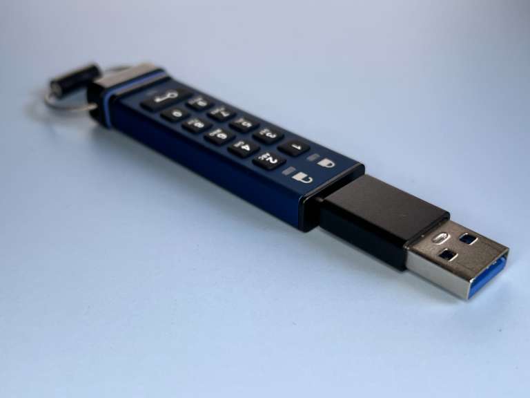 iStorage Datashur PRO+C Encrypted Flash Drive review – protecting your ...