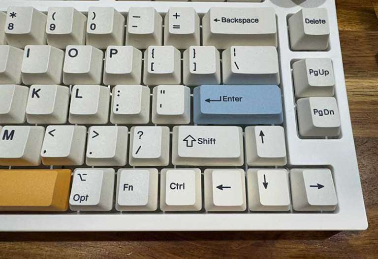 NocFree Lite 60% compact split wireless mechanical keyboard review ...